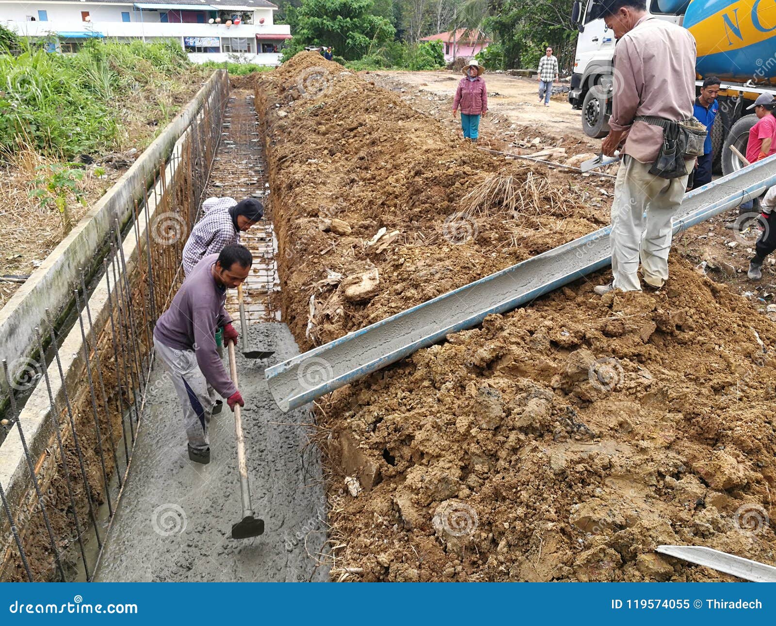 Continuous Concrete Casting, Thailand Editorial Image - Image of ...