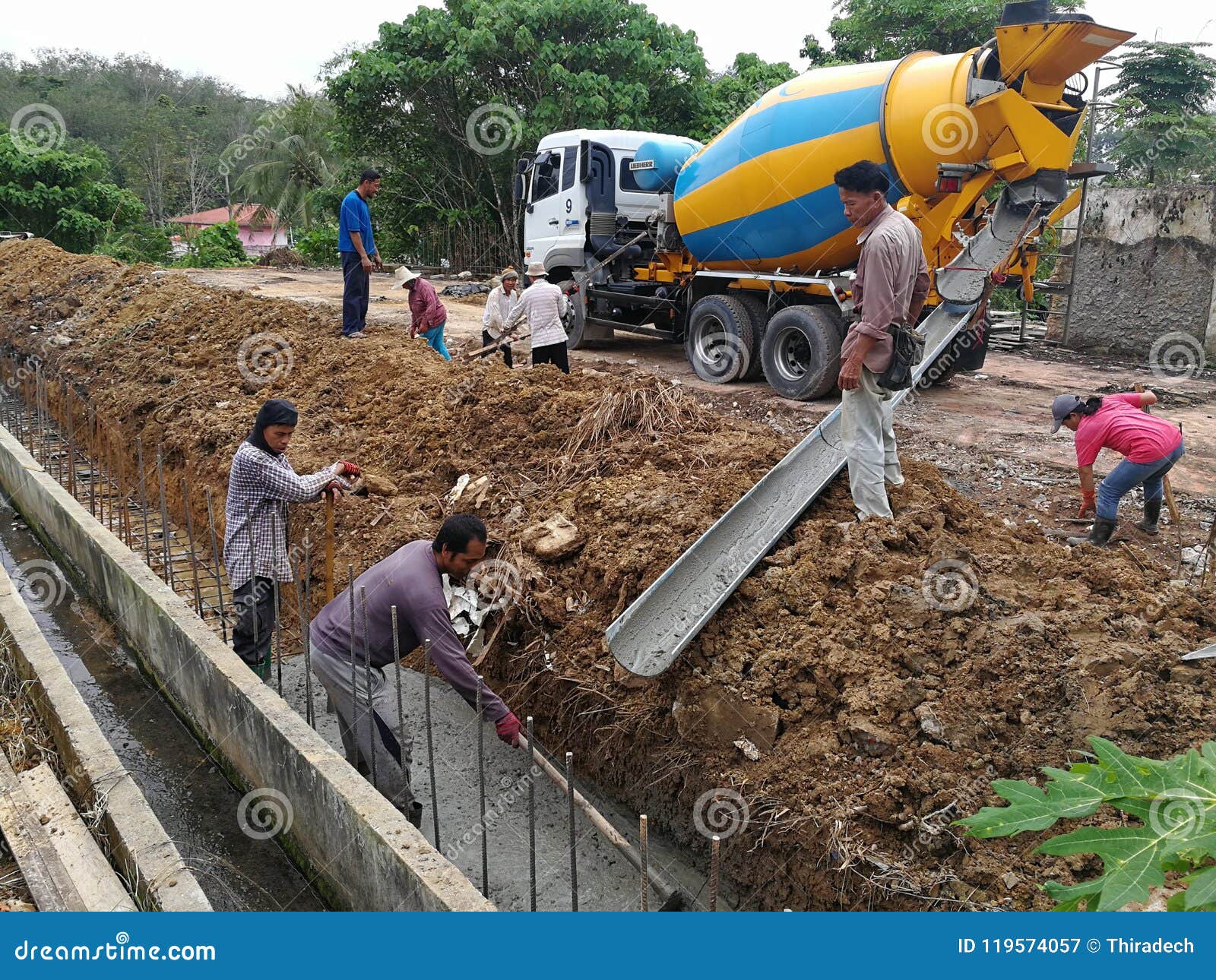 Continuous Concrete Casting, Thailand Editorial Photography - Image of ...