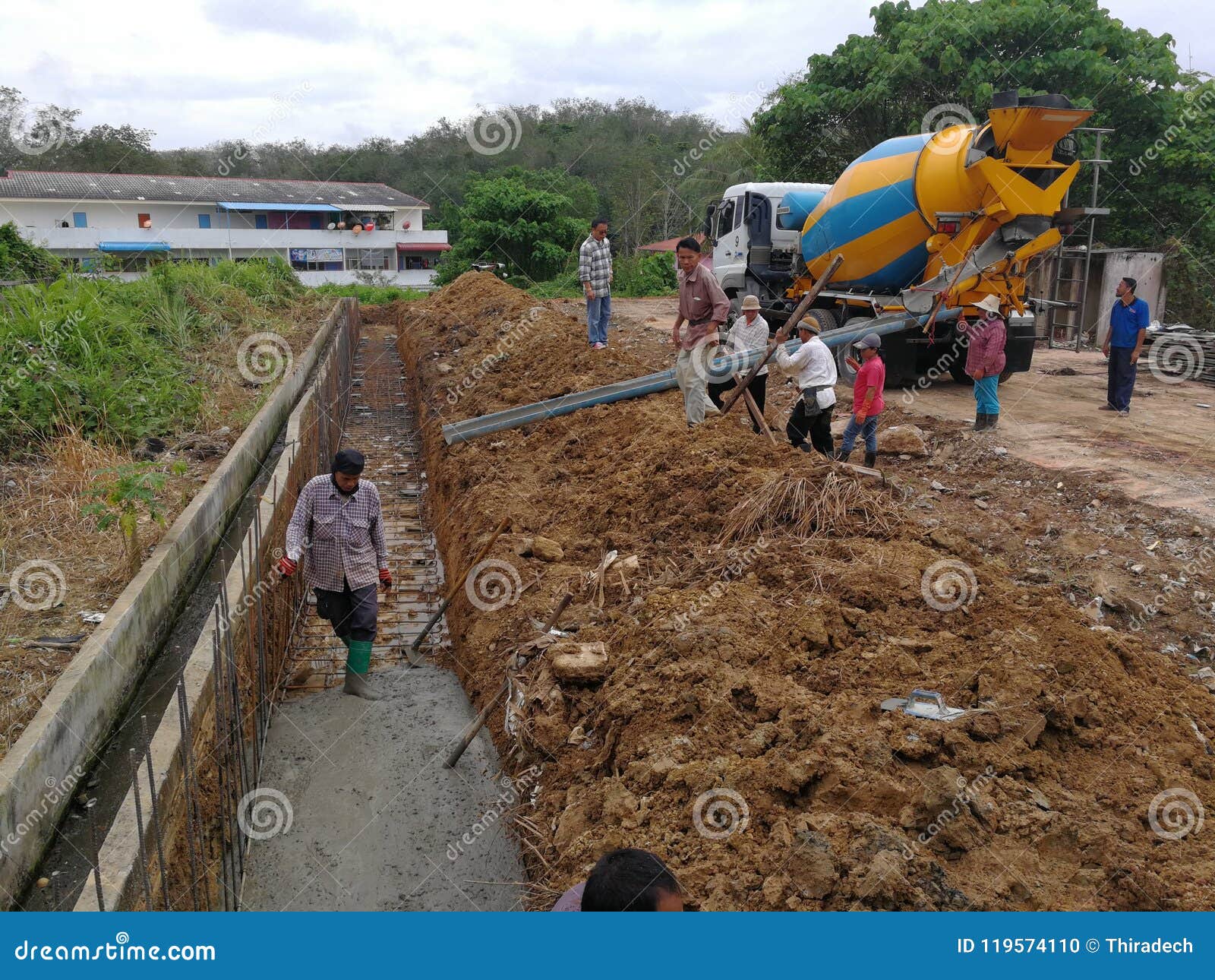 Continuous Concrete Casting, Thailand Editorial Image - Image of ...
