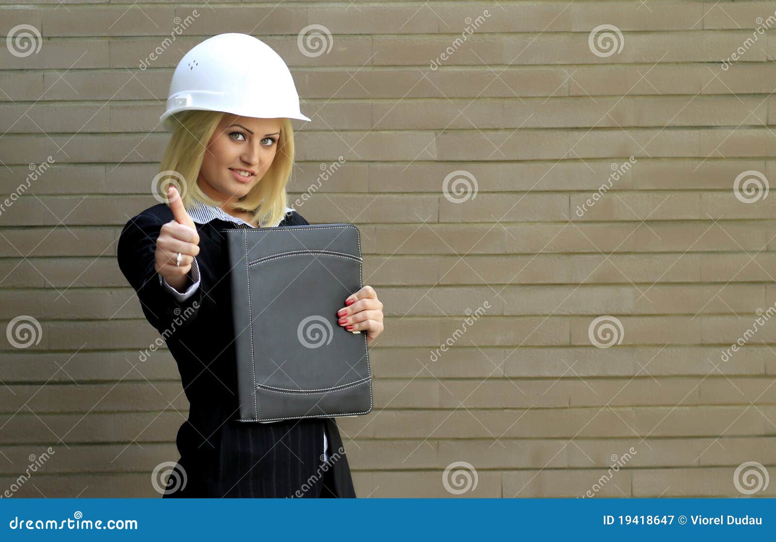 Contractor woman stock image. Image of blue, building - 19418647