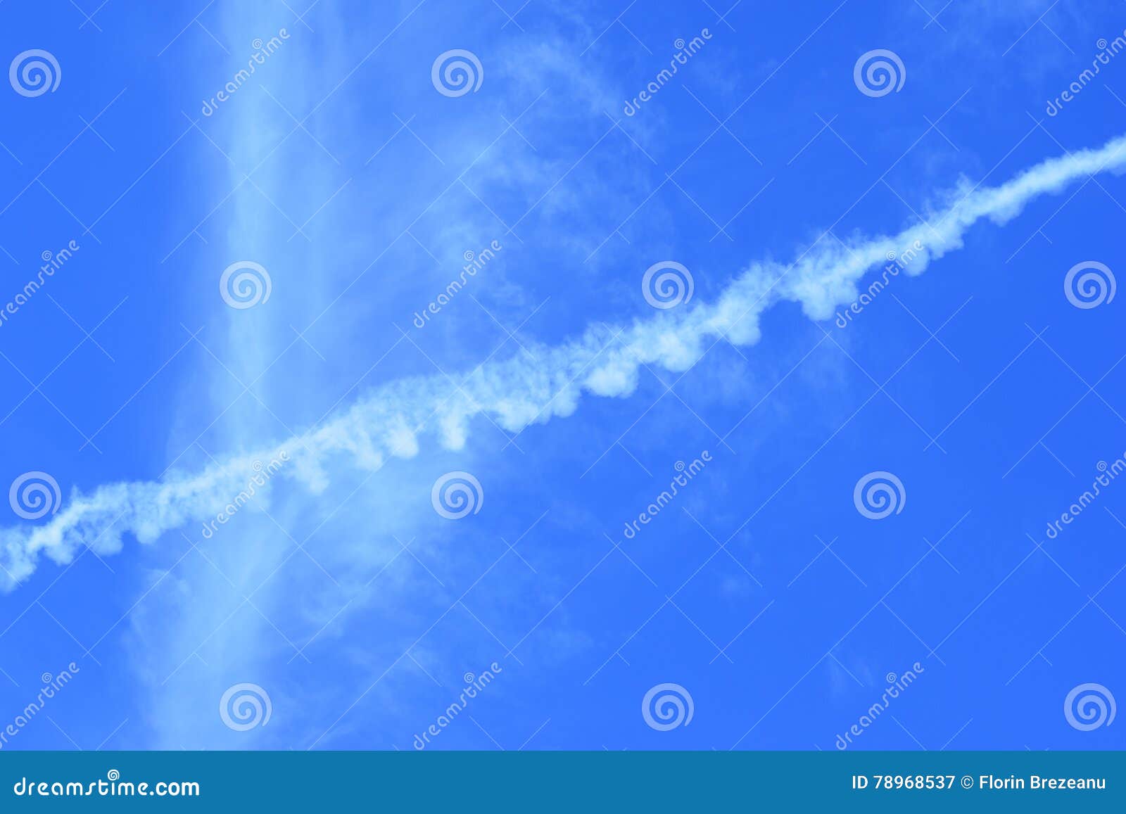 Contrail of Airplane on Blue Sky Stock Image - Image of smoke, plane ...