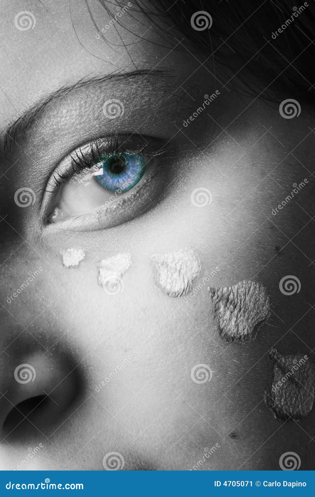 Contrast and blue eye stock image. Image of caucasian - 4705071