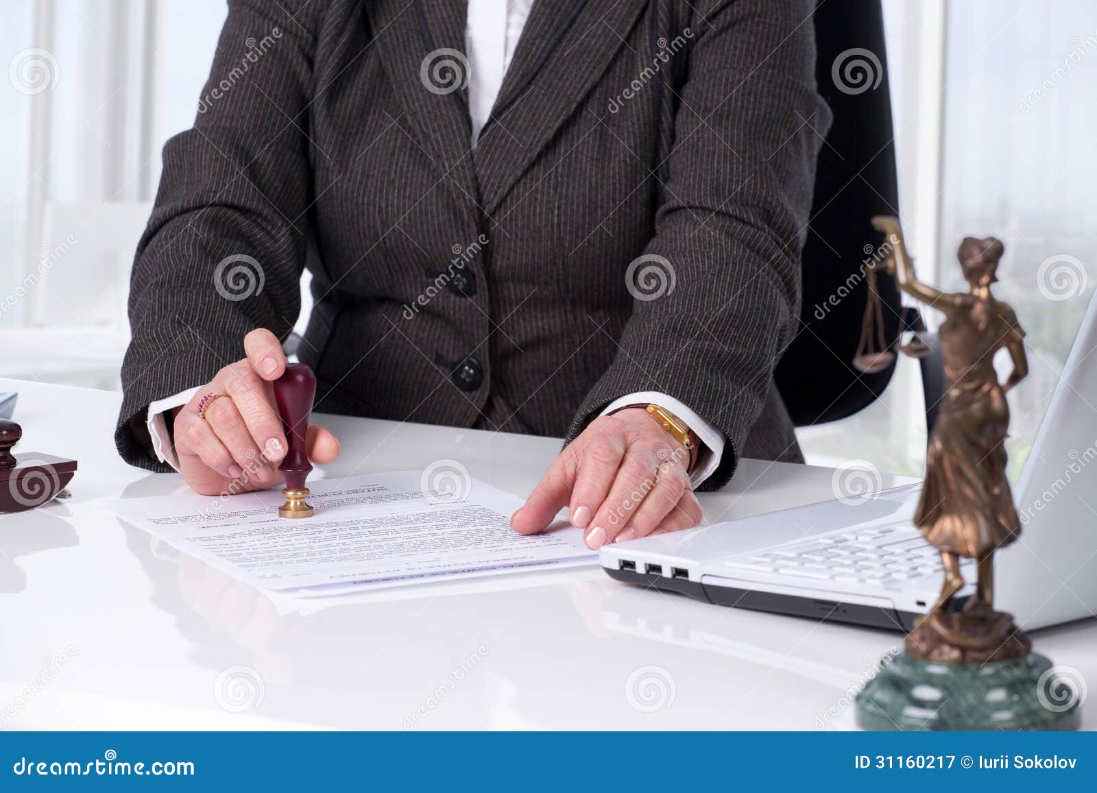 Contrat de signature image stock. Image du lettre, certificat - 31160217