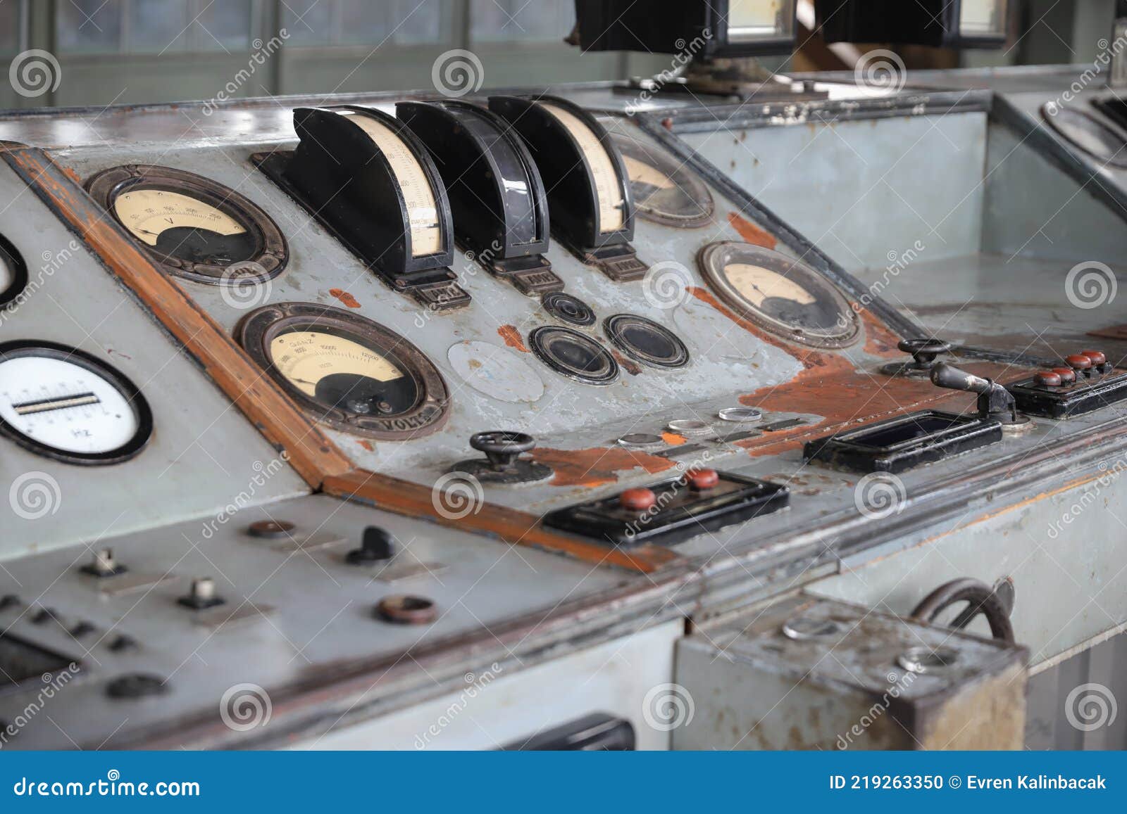Control Panel of an Old Power Plant Stock Photo - Image of machine ...