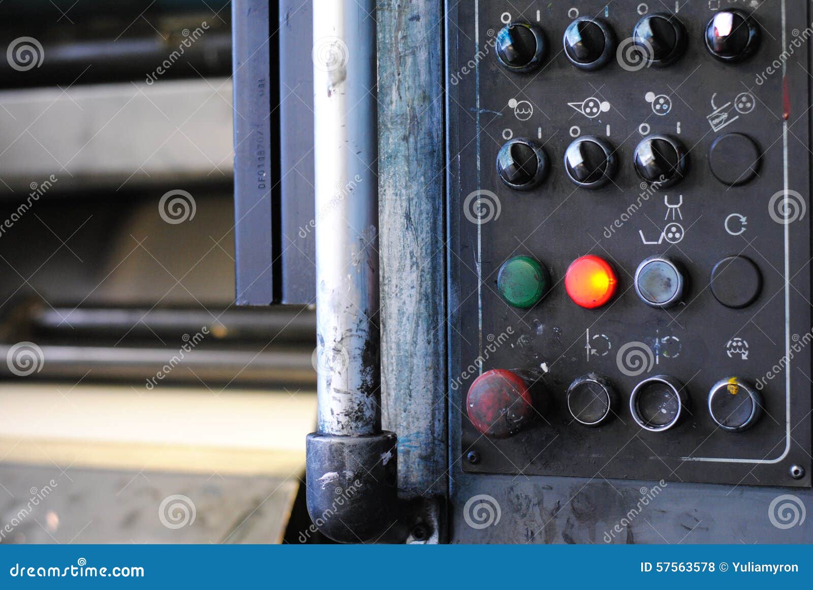 Control Pictograms Stock Photos - Free & Royalty-Free Stock Photos from ...