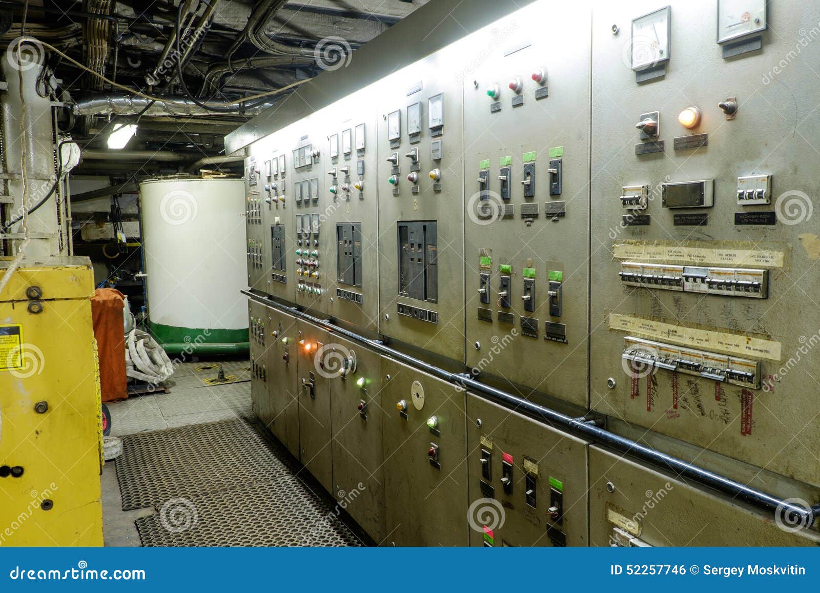 Control Room of a Extra Large Retro Ship Stock Photo - Image of safety ...