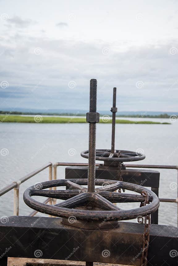 Control water gate valve stock photo. Image of lake - 290500368