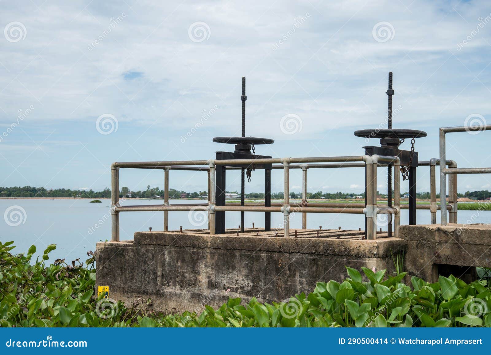 Control water gate valve stock photo. Image of steel - 290500414