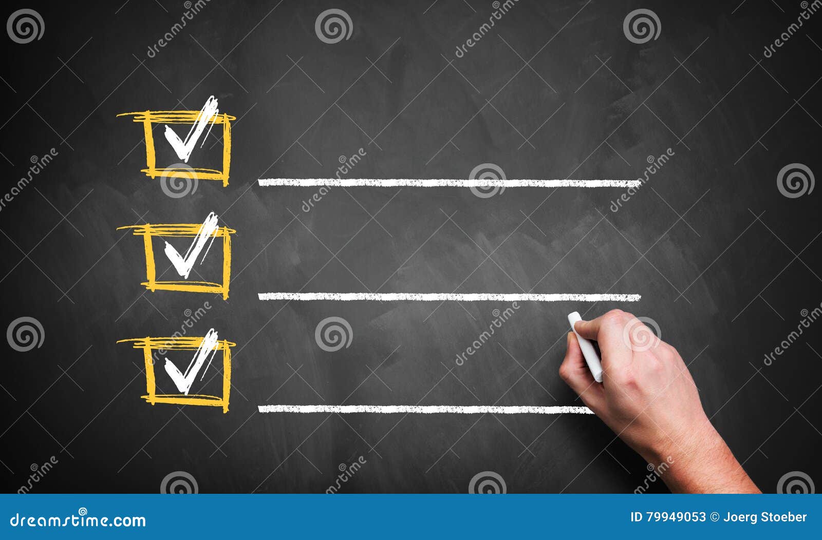 Controlelijst op een bord stock afbeelding. Image of informatie - 79949053