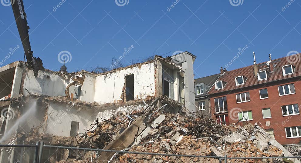 Controlled Demolition editorial stock image. Image of lighting - 26446794