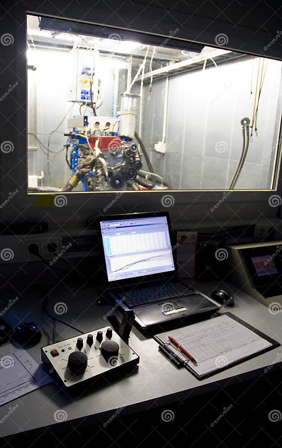 Controls for Engine Testing Stock Image - Image of engine, computer ...