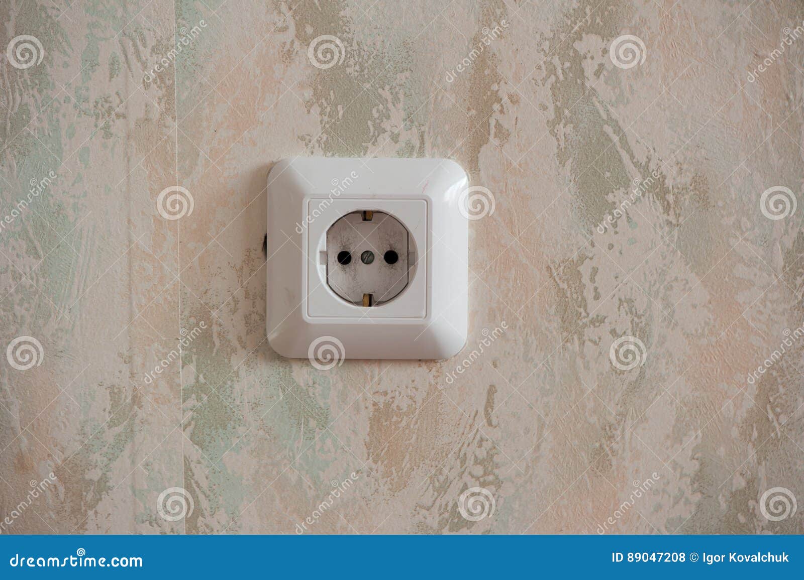 Convenience outlet on wall stock photo. Image of device - 89047208