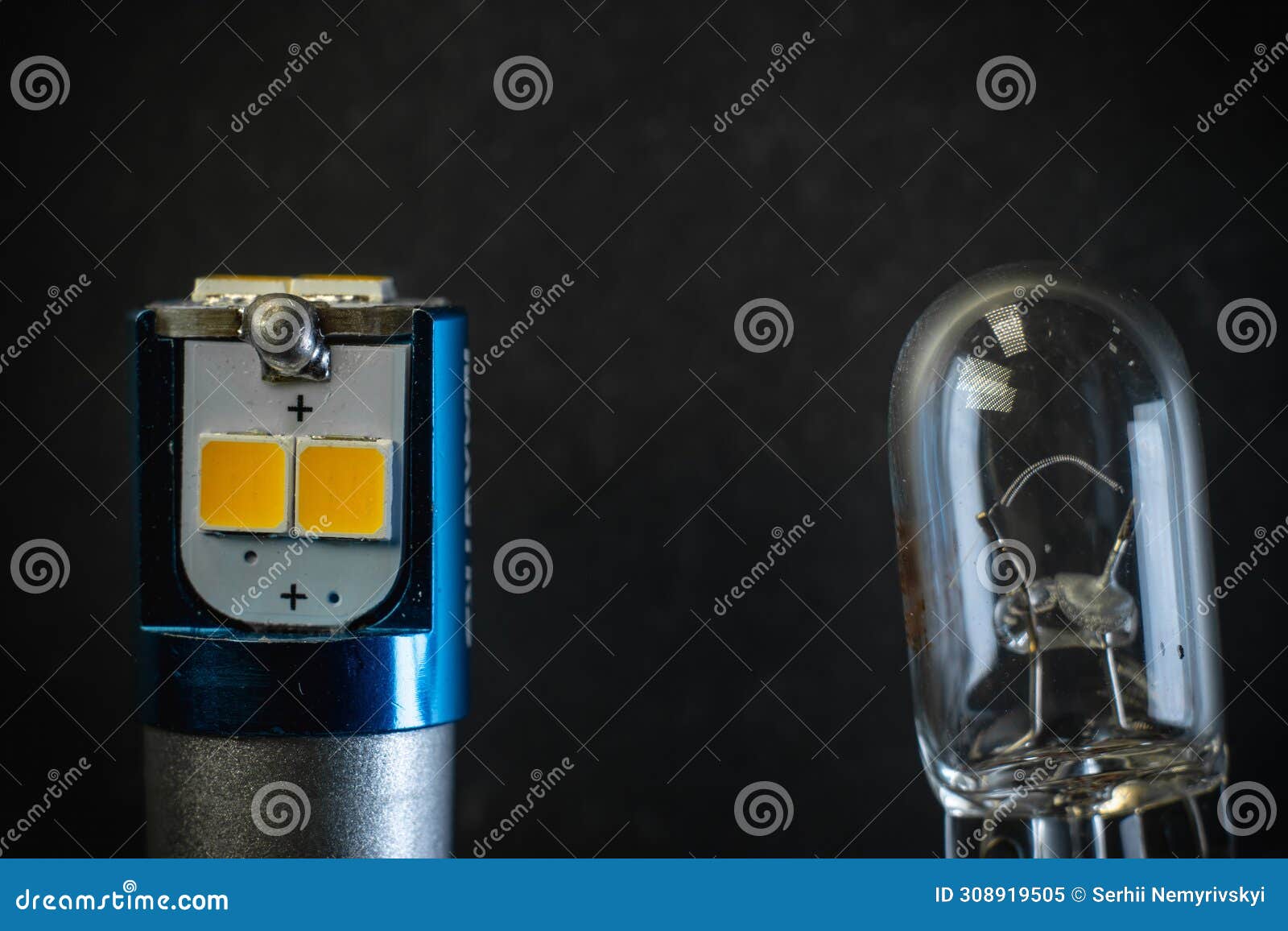 Conventional Tungsten Halogen Bulb with Light Emitting Diode ...