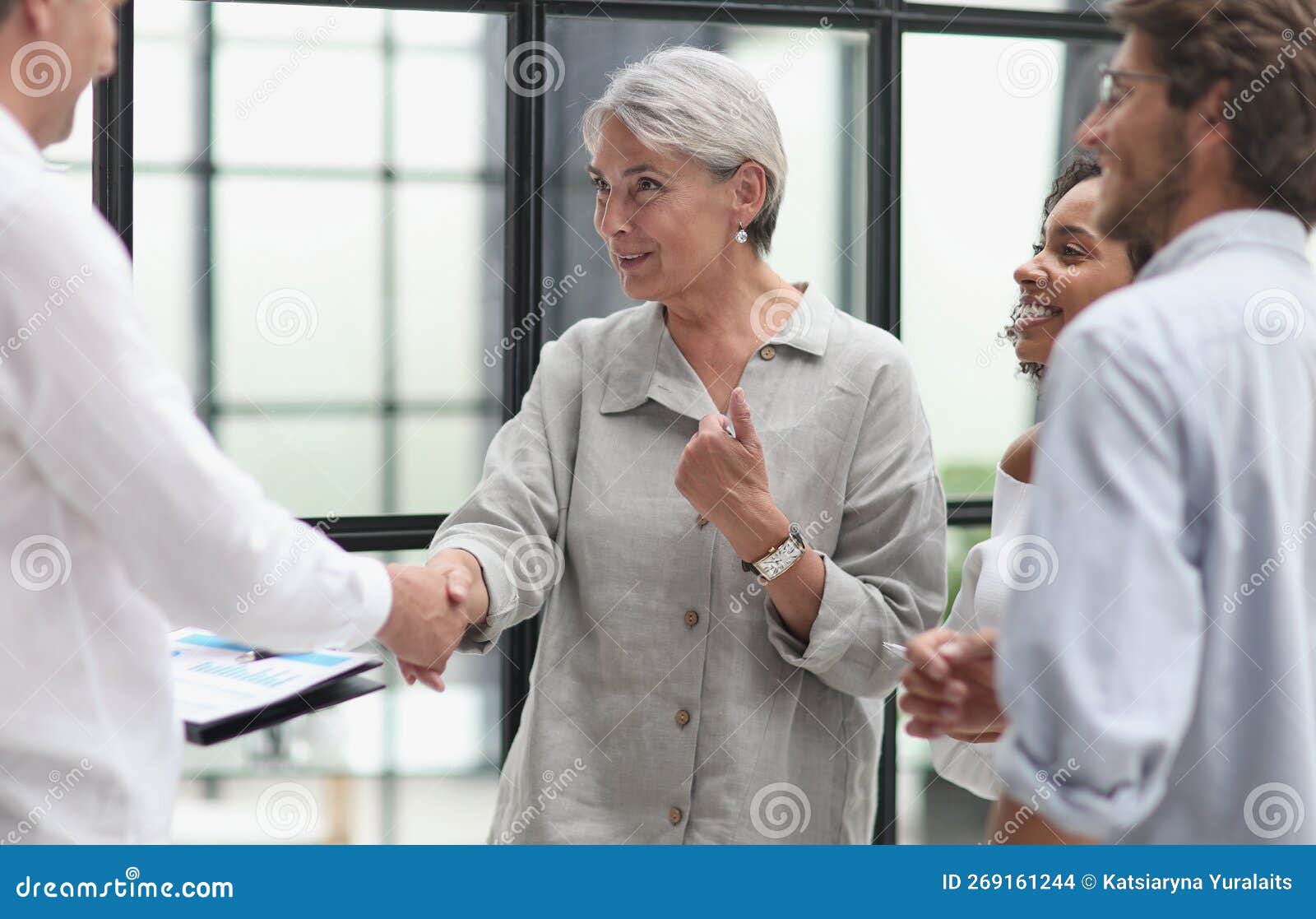 Conversation between Managers and Employees in the Office Stock Photo ...