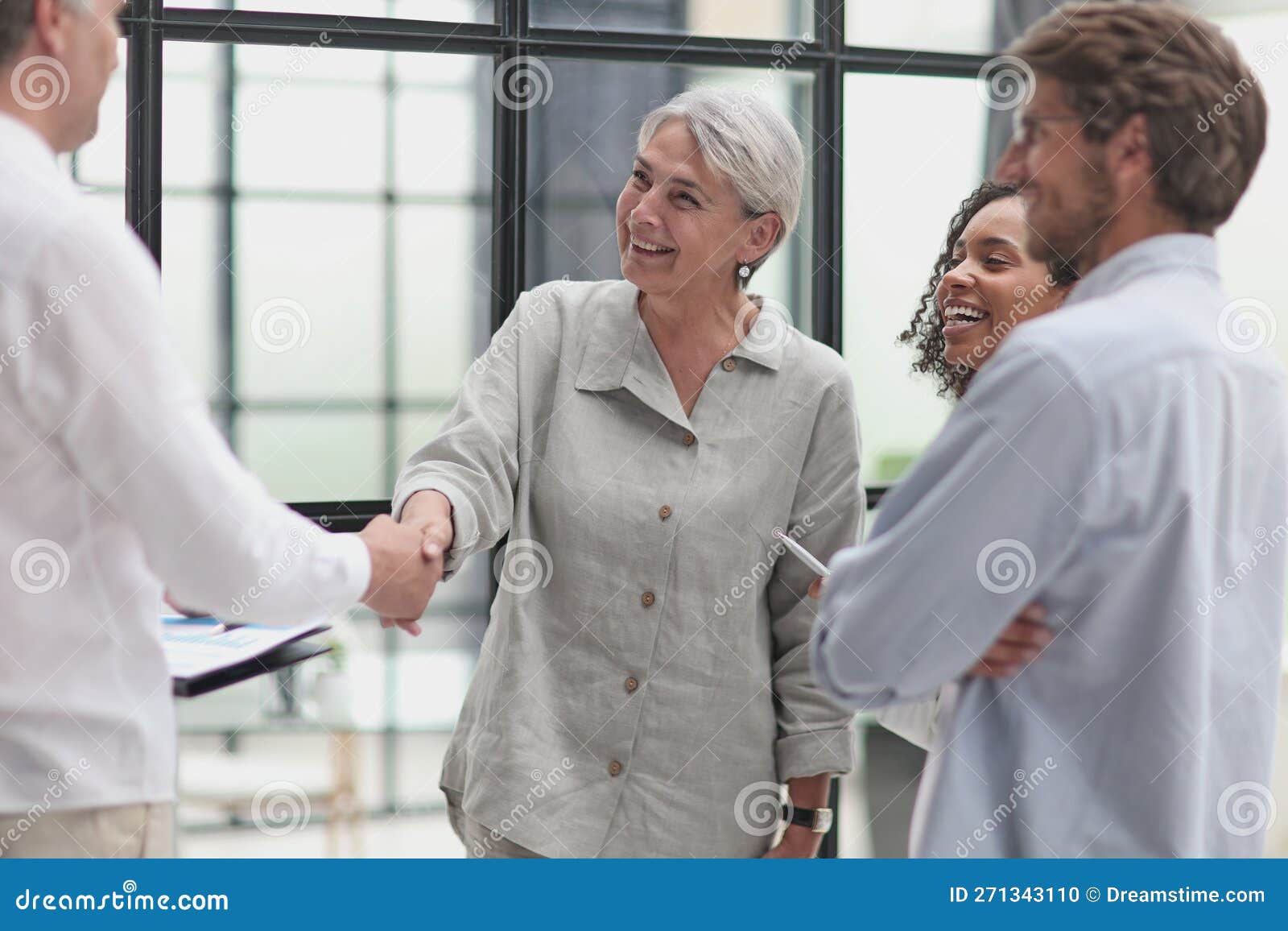 Conversation between Managers and Employees in the Office Stock Photo ...