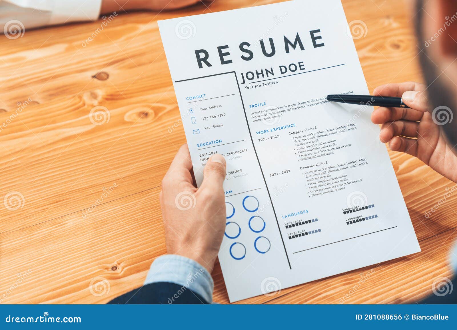 Conversational Job Interview between Interviewer and Candidate. Entity ...