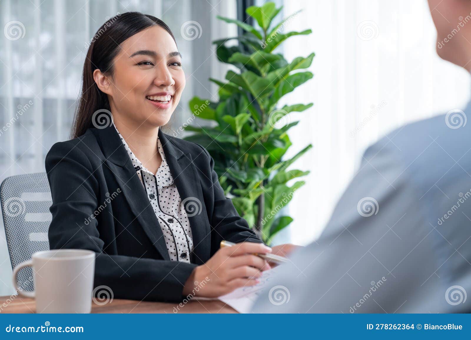 Conversational Job Interview between Interviewer and Candidate ...