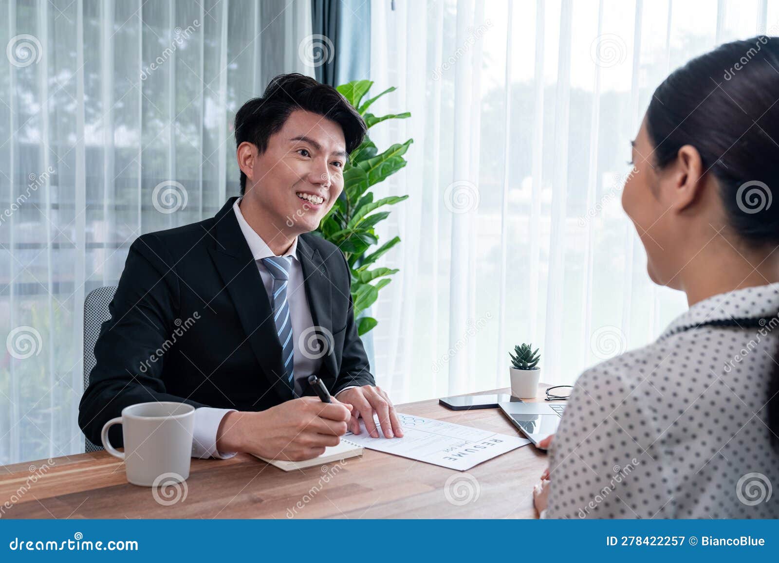 Conversational Job Interview between Interviewer and Candidate ...