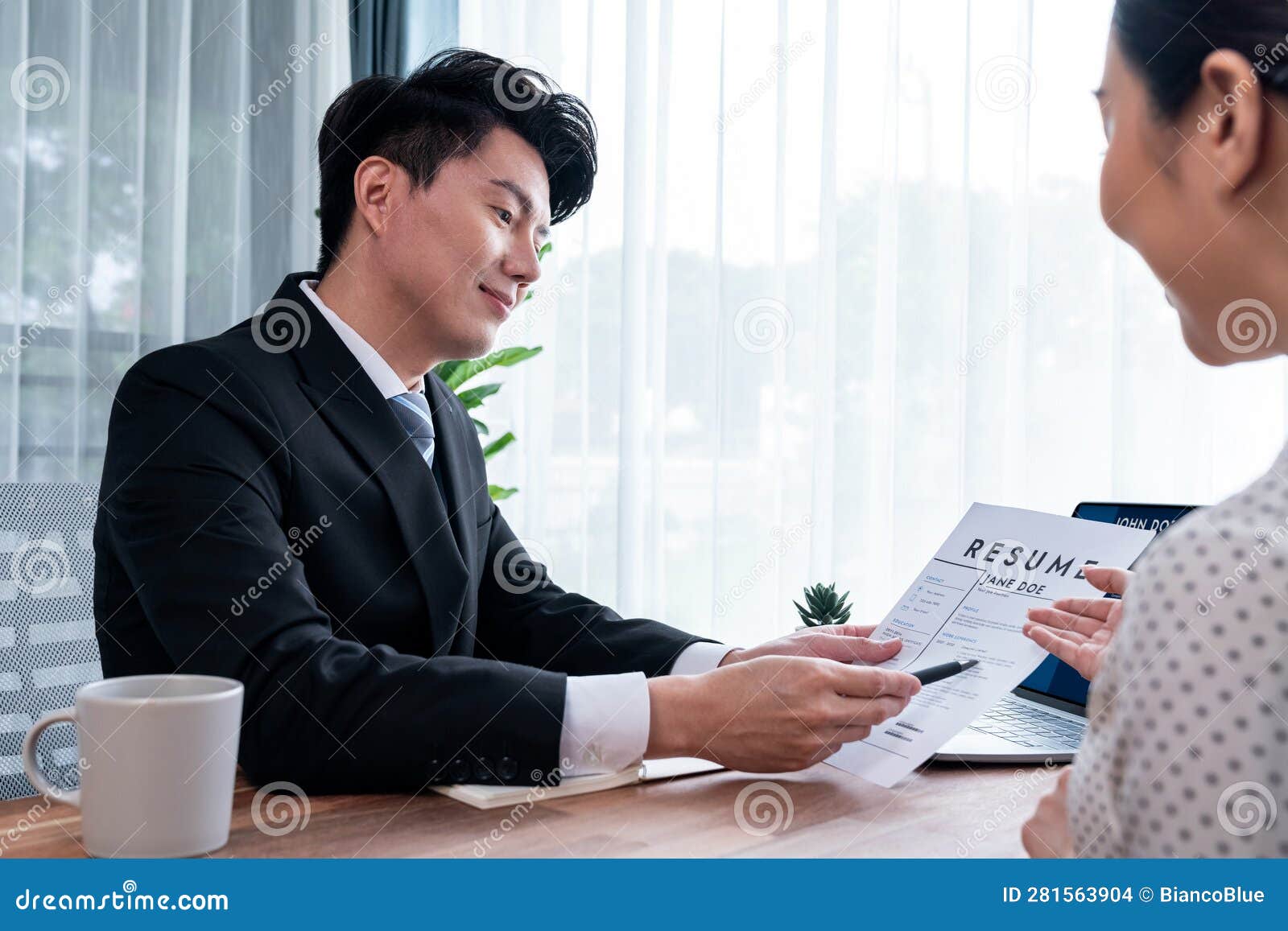 Conversational Job Interview between Interviewer and Candidate ...