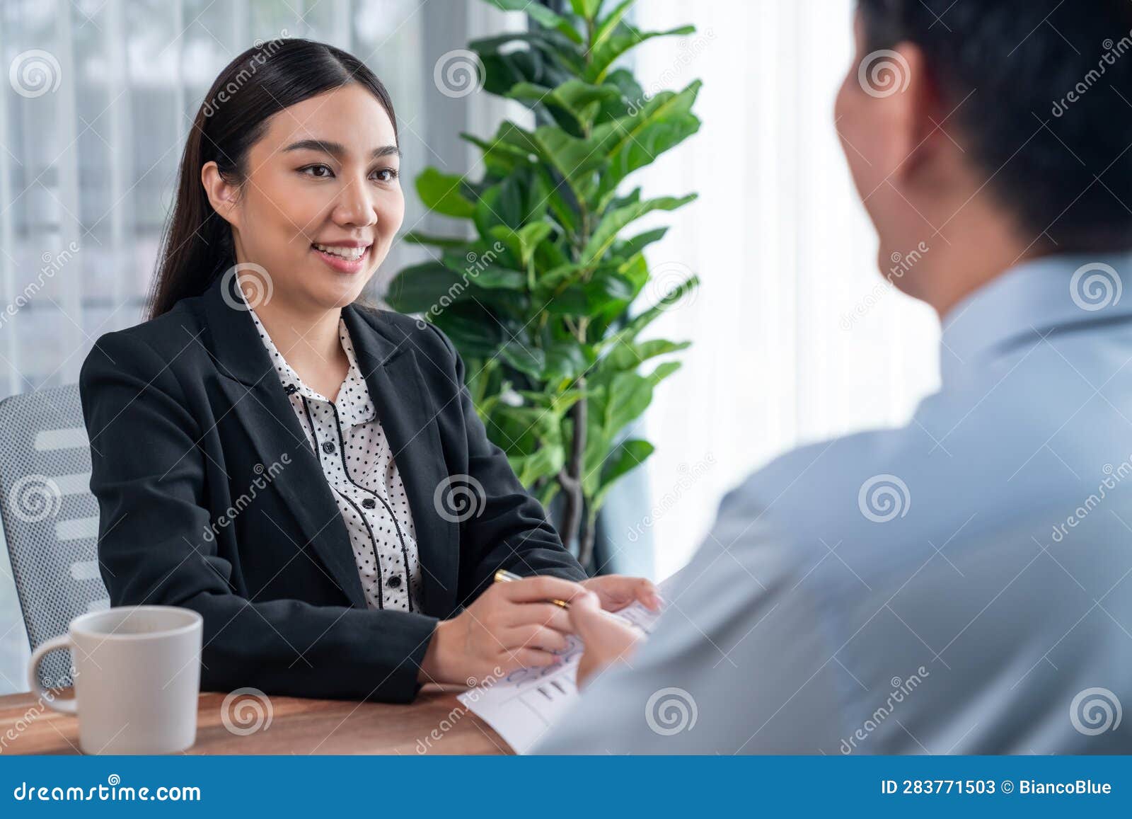 Conversational Job Interview between Interviewer and Candidate ...