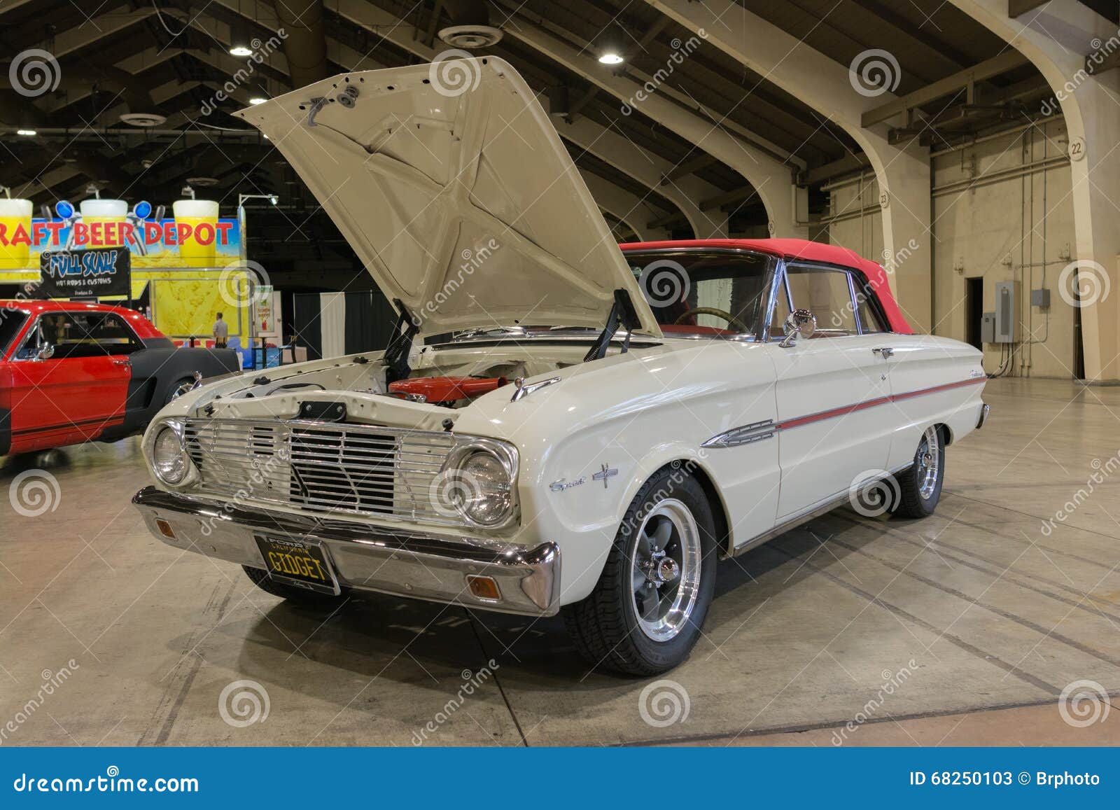 Convertible De Ford Falcon Sprint V8 Foto de archivo editorial - Imagen ...