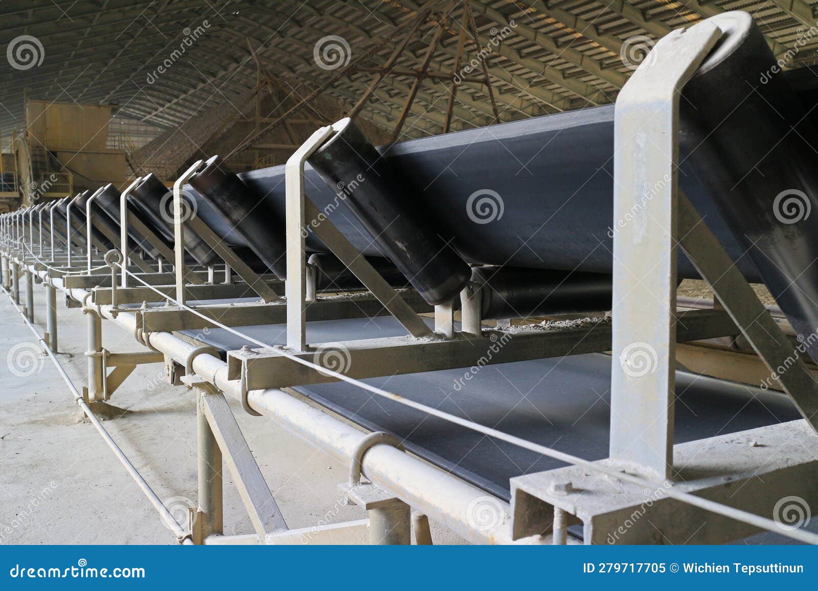Conveyor Roller of Rubber Belt for Crushing Rock Stock Image - Image of ...