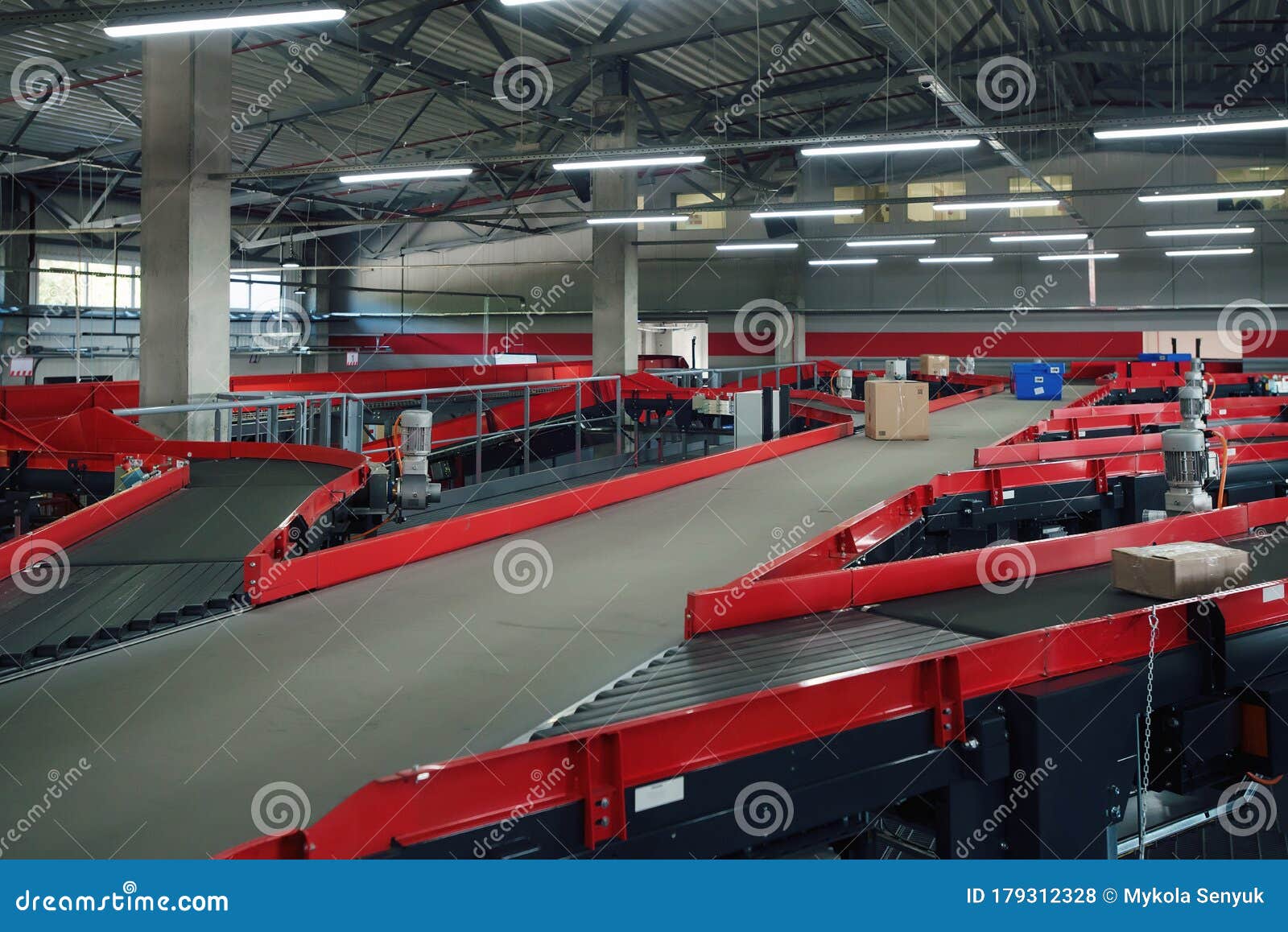 Conveyor Sorting Belt at Distribution Warehouse. Distribution Hub for ...