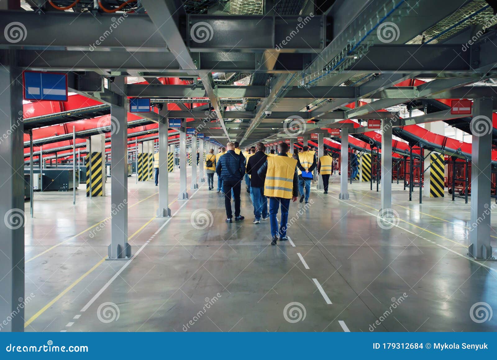 Conveyor Sorting Belt At Distribution Warehouse. Distribution Hub For ...