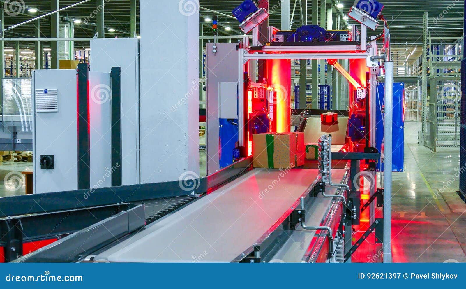 Conveyors with Bar Code Scanner Stock Image - Image of factory, parcel ...