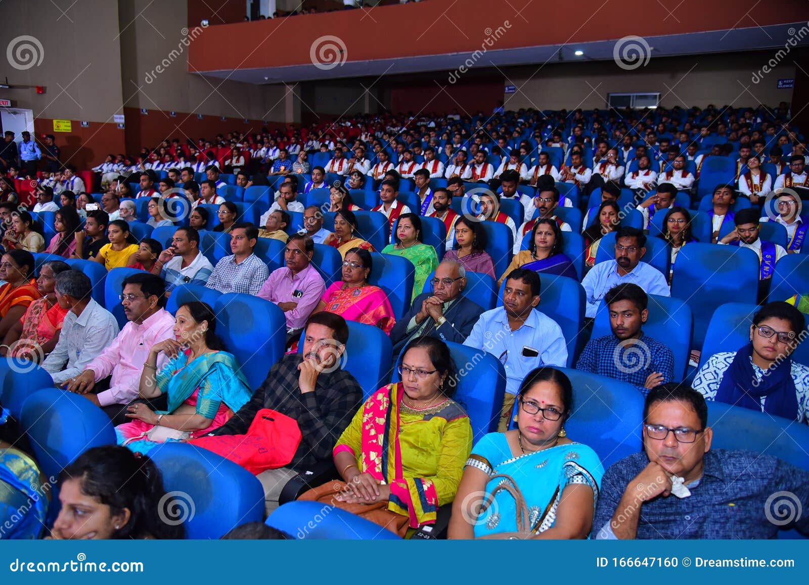 Convocation in the SVNIT Surat Editorial Image - Image of mortarboard ...