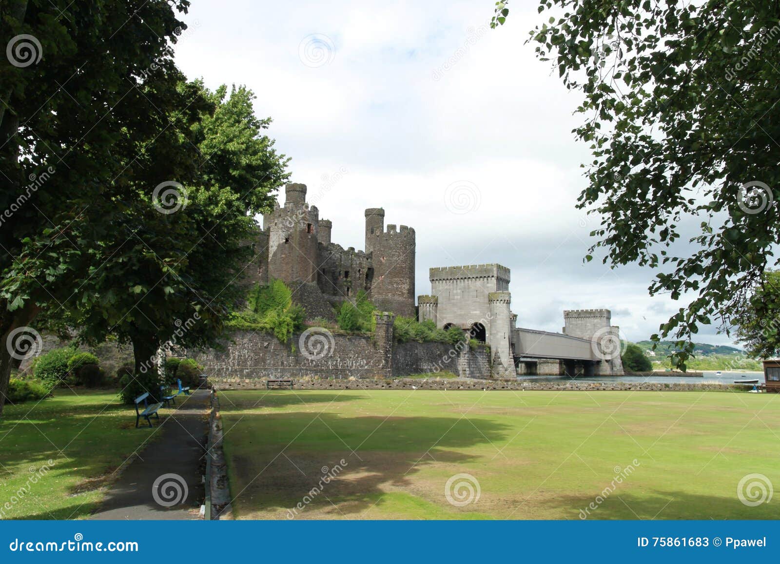 Conwy Castle editorial stock photo. Image of wales, town - 75861683