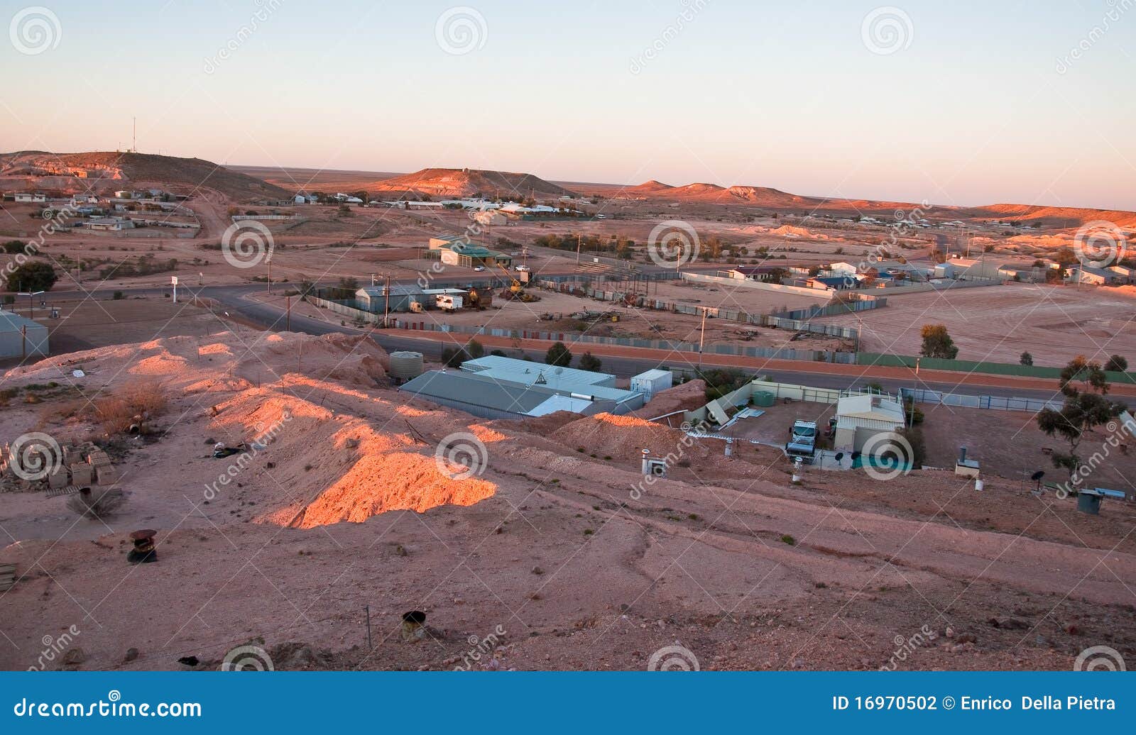Coober pedy stock photo. Image of outback, industry, opal - 16970502
