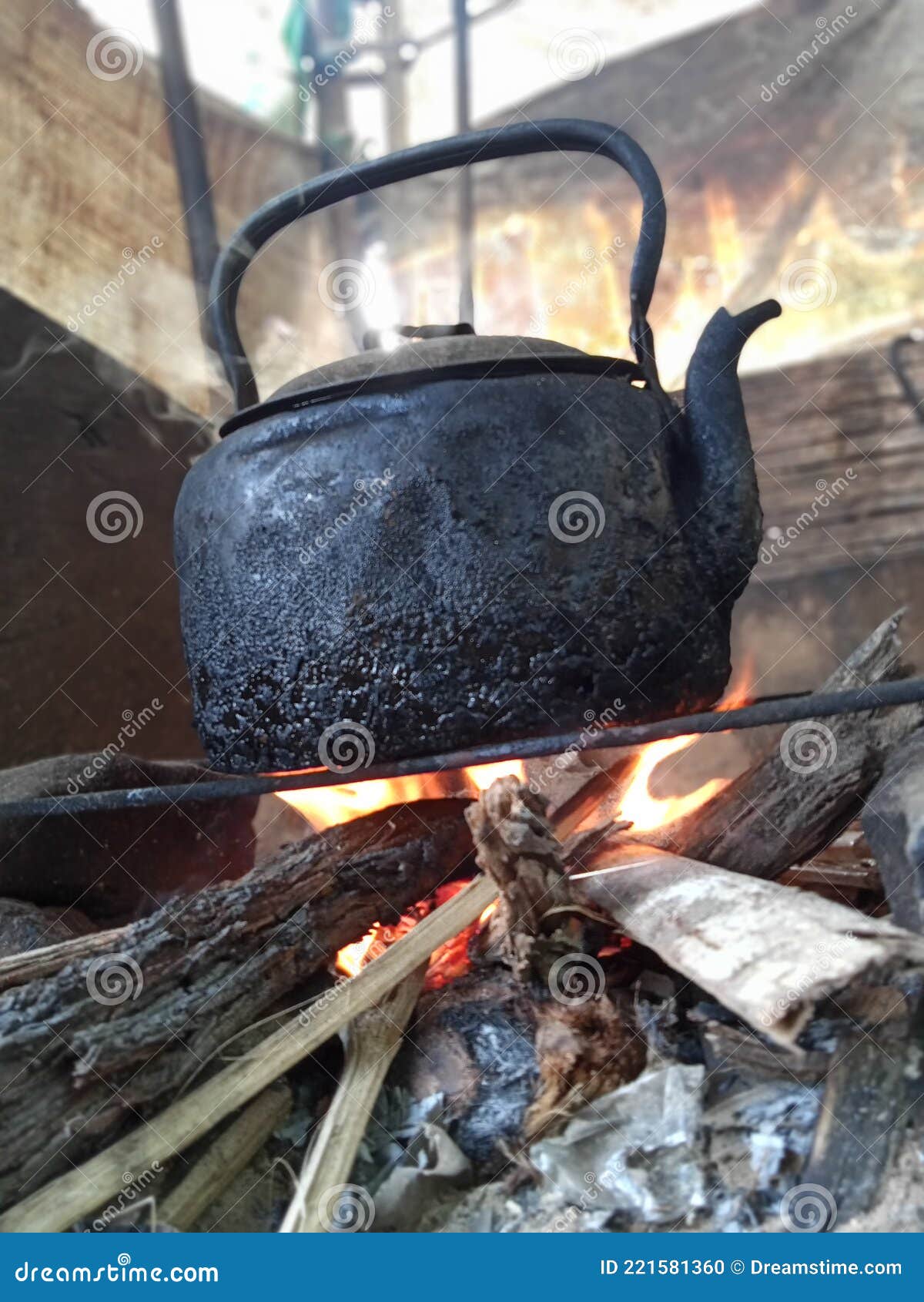 How To Cook Water To Drink By The People Of Flores Still Use The ...