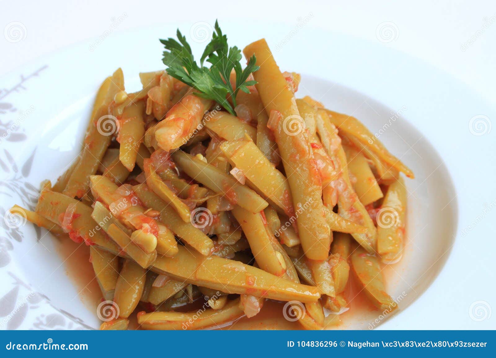 Cooked Green Beans on a Plate Stock Photo - Image of eating, vegetable ...
