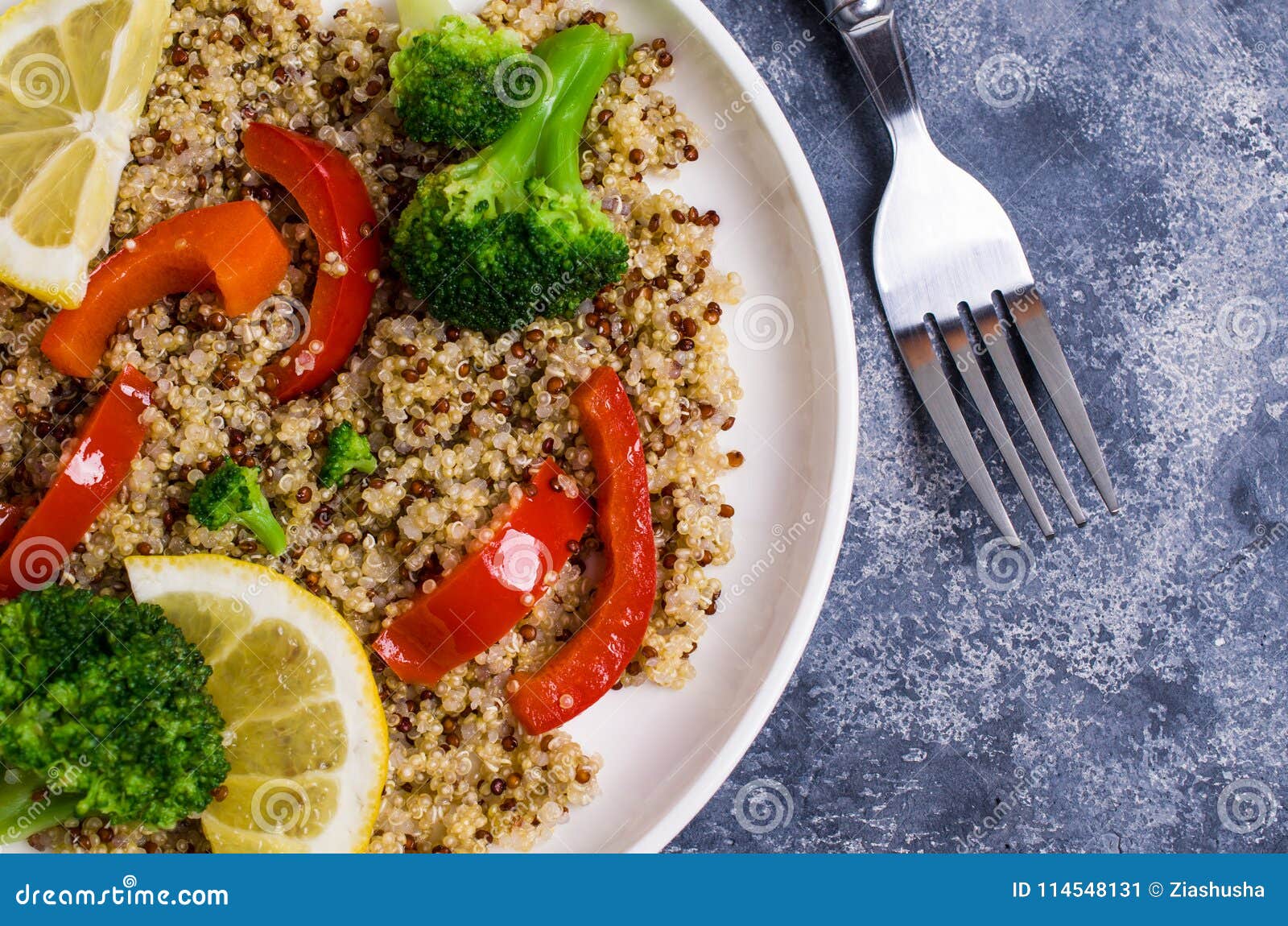 Cooked Multi Colored Quinoa Stock Image - Image of lunch, broccoli ...