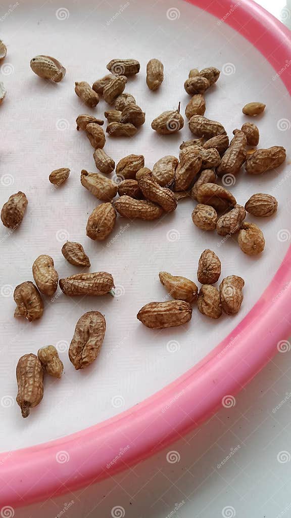 Cooked Peanuts for Snacking Stock Image - Image of snacking ...