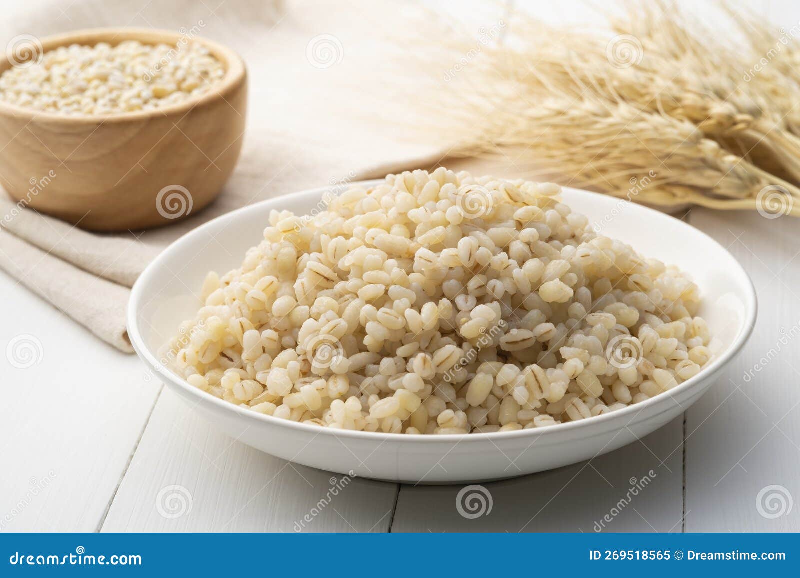 Cooked Peeled Barley Grains Stock Image - Image of ingredient, brown ...