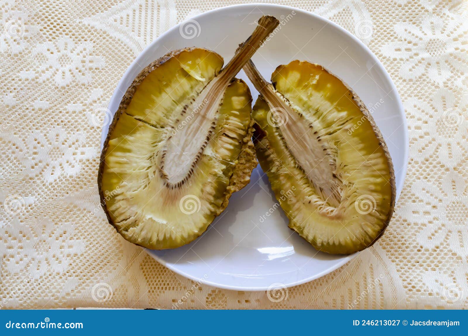 Cooked Ripe Breadfruit Halves Stock Image - Image of artocarpus ...