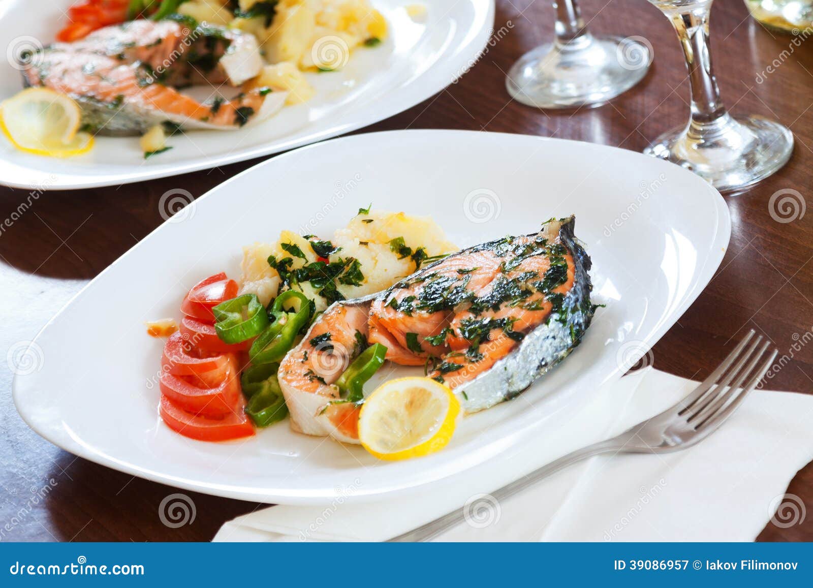 Cooked Salmon Fish in Plate Stock Image - Image of gourmet, lemon: 39086957