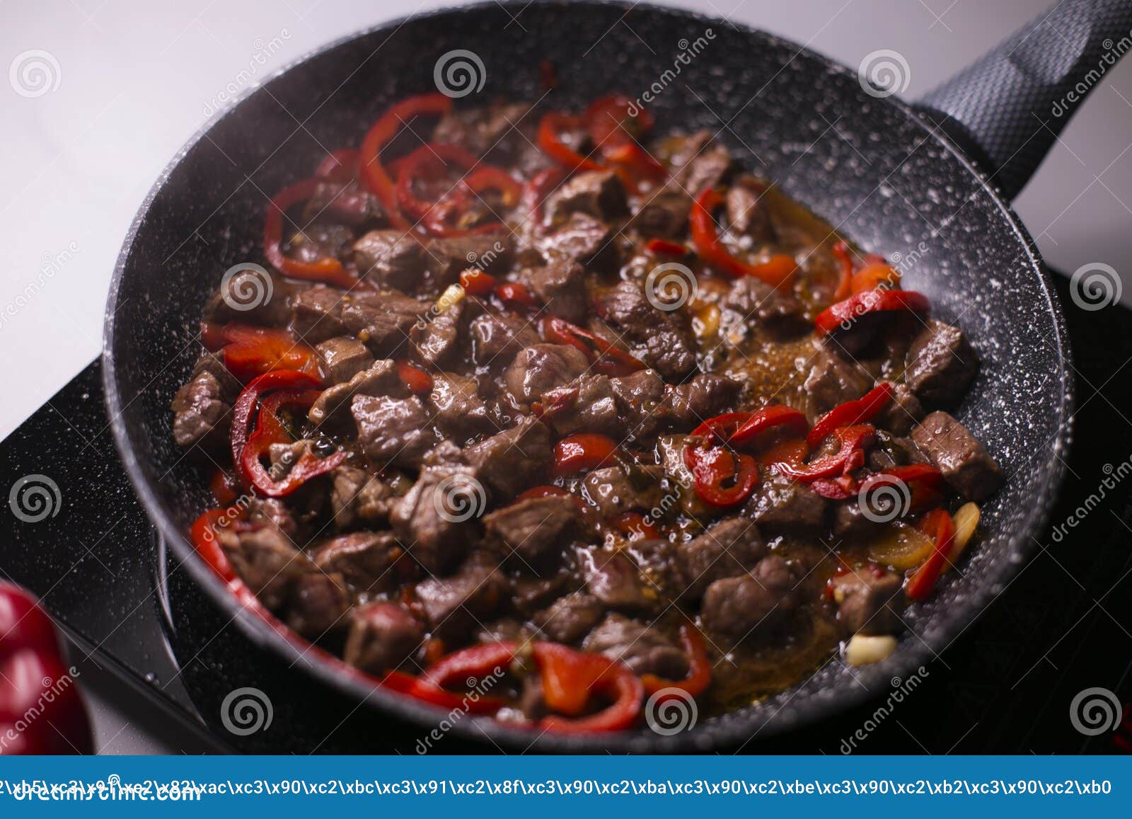 Cooked Soba with Meat in a Pan Stock Photo - Image of chicken, beef ...