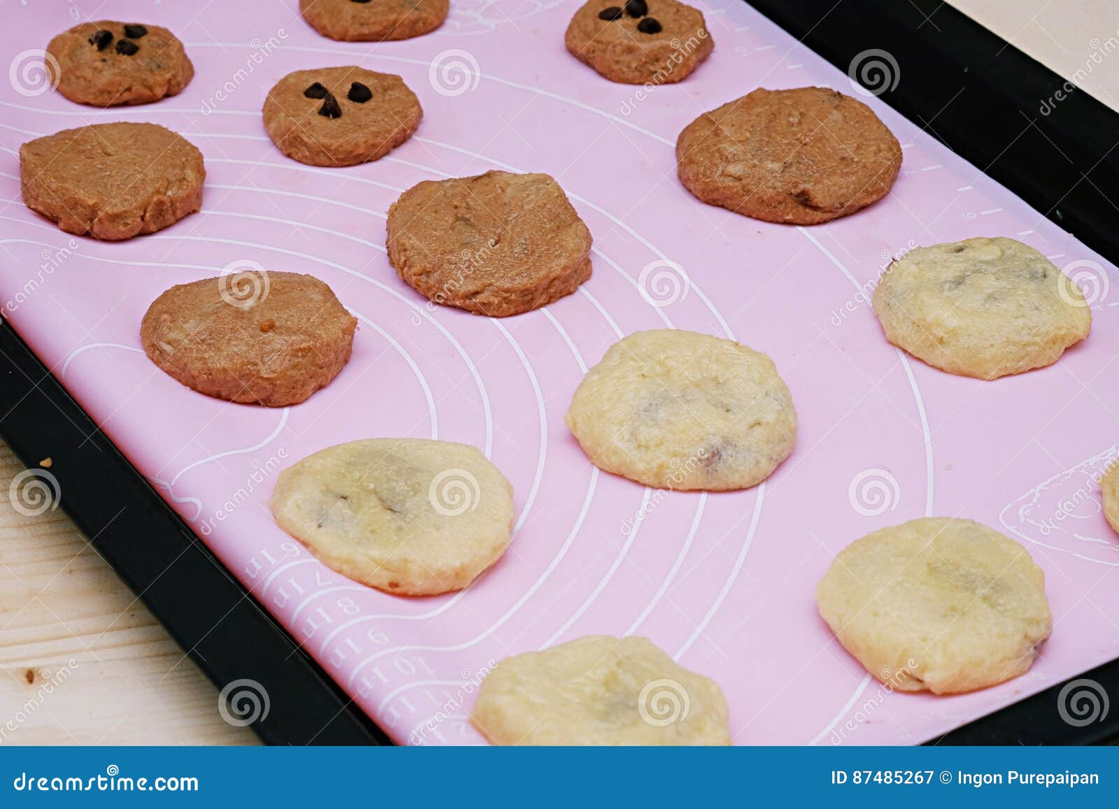 Cookies in baking tray stock image. Image of snack, dish - 87485267