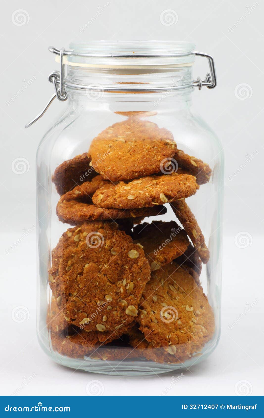 Anzac Biscuits in Glass Jar Stock Image - Image of brown, home: 32712407