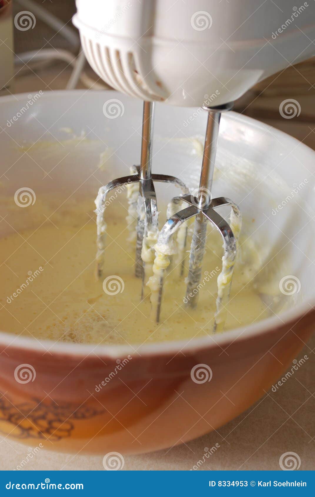 Cooking Bowl with Electronic Hand Mixer Stock Image - Image of ...