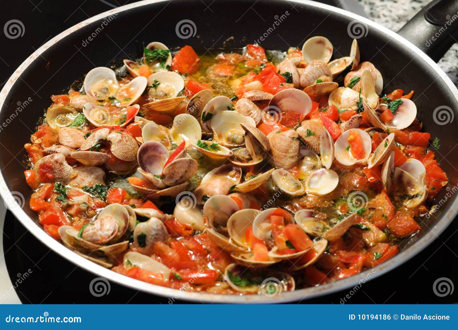 Cooking clams stock photo. Image of food, dinner, clams - 10194186