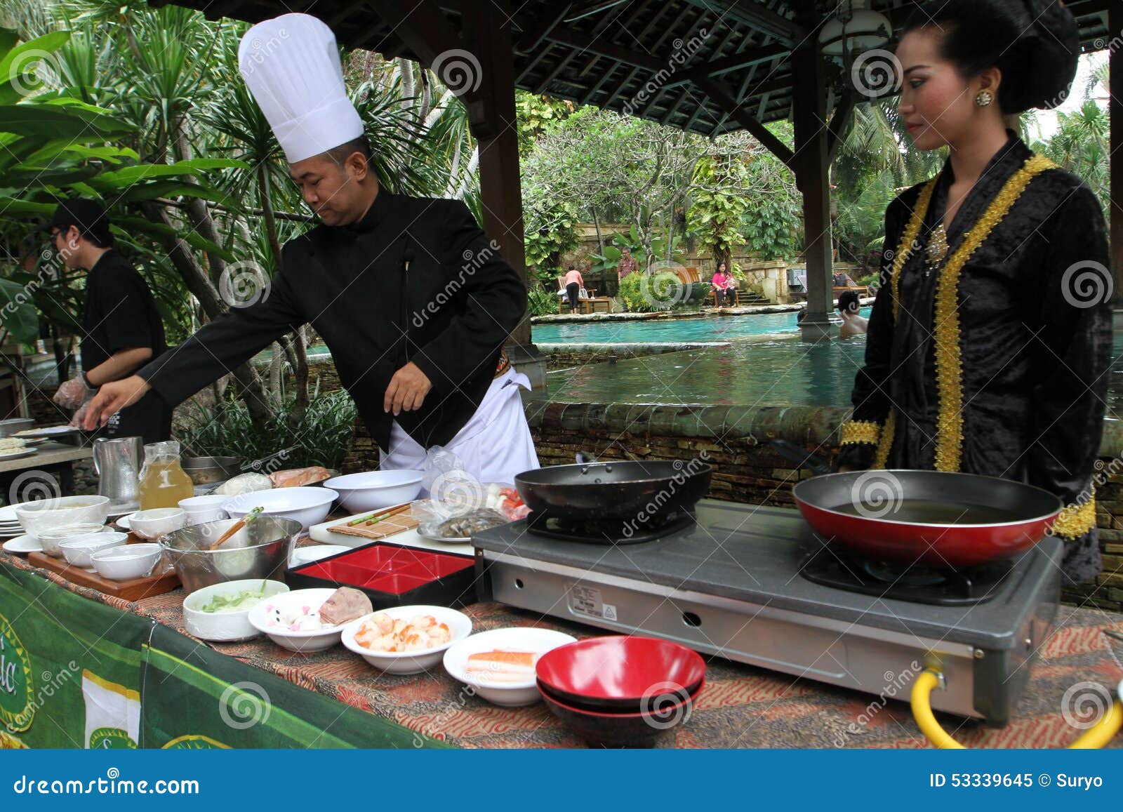 Cooking class editorial image. Image of hotel, tips, giving - 53339645