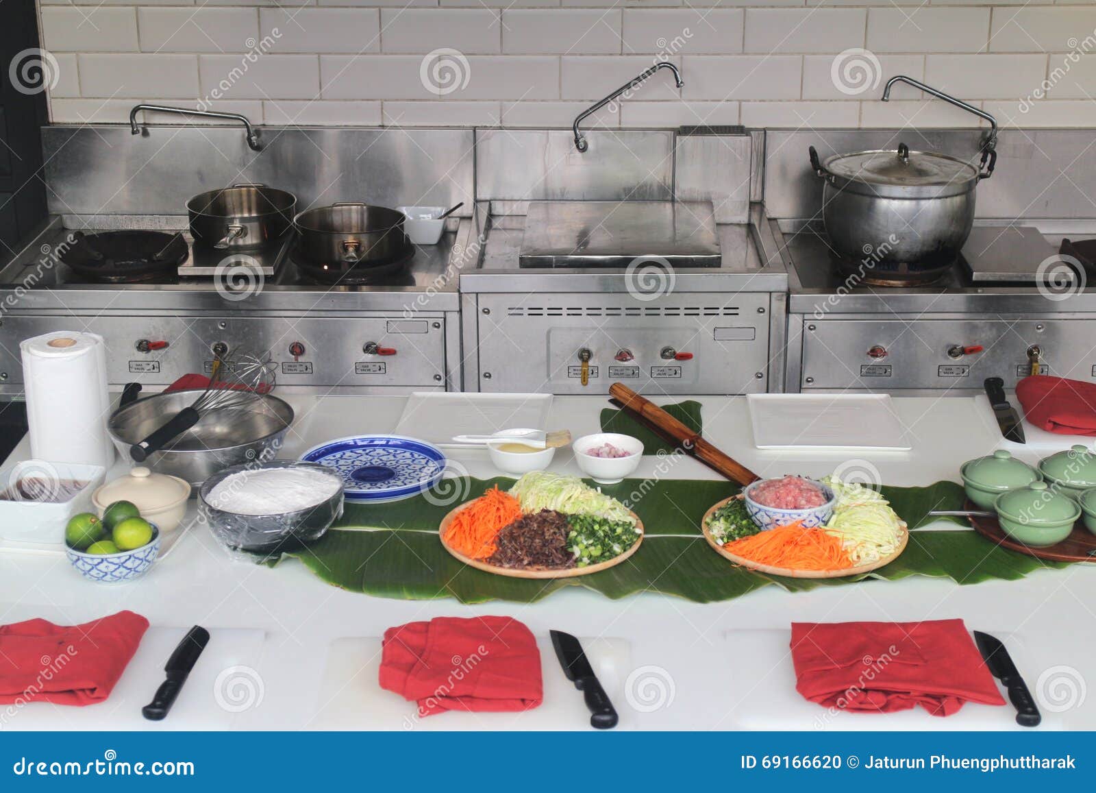 The Cooking Classroom Style Stock Photo - Image of flour, dessert: 69166620