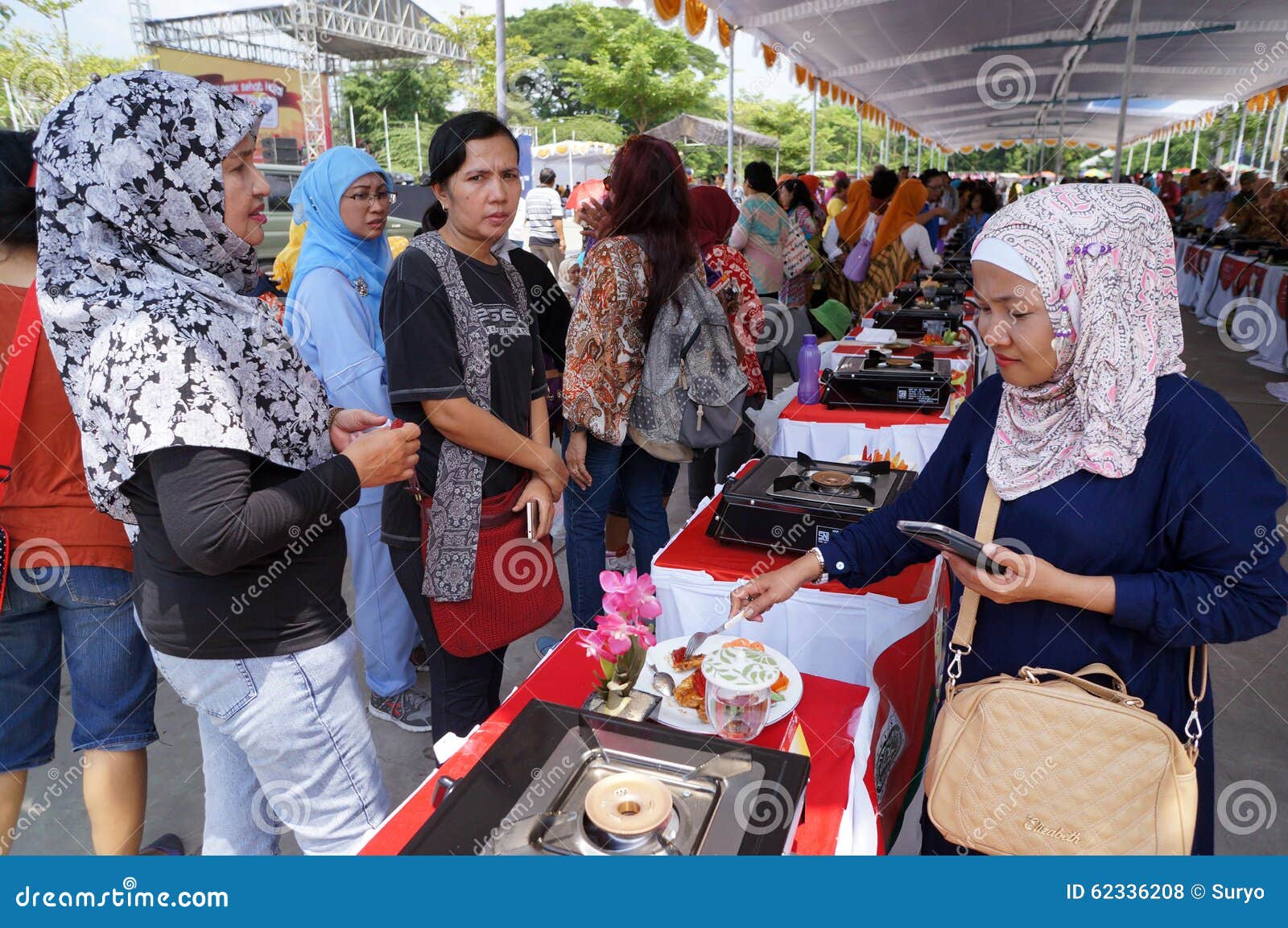 Cooking competition editorial stock photo. Image of central - 62336208