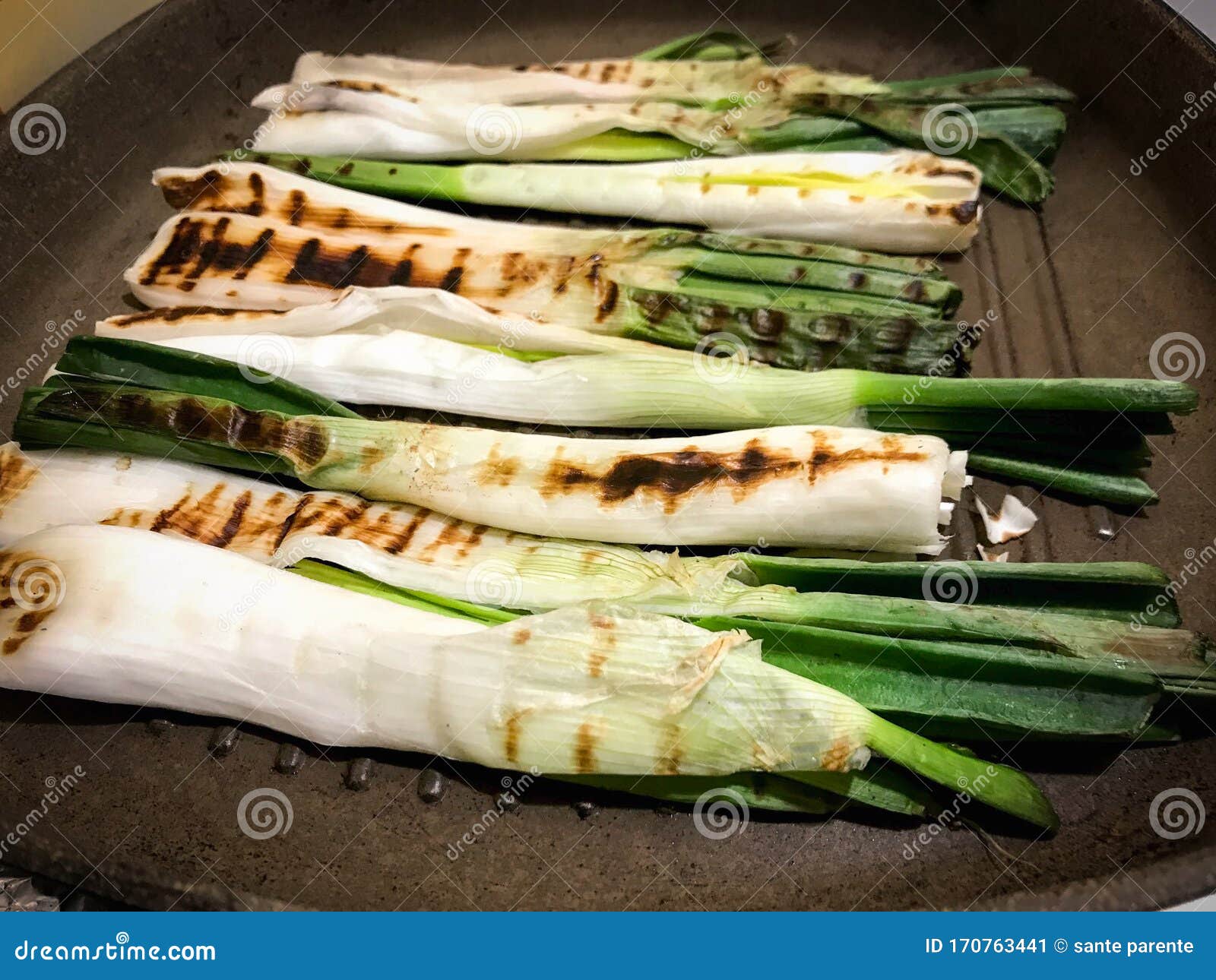 Grilled spring onions stock image. Image of leaf, groceries - 170763441