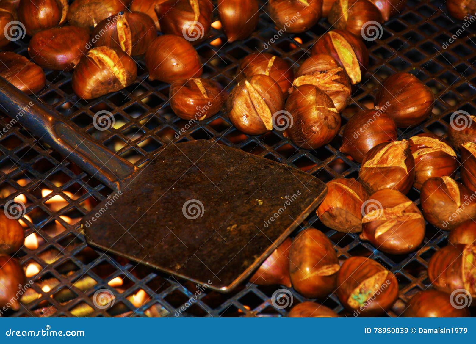 Cooking fried chestnuts stock image. Image of plant, fire - 78950039