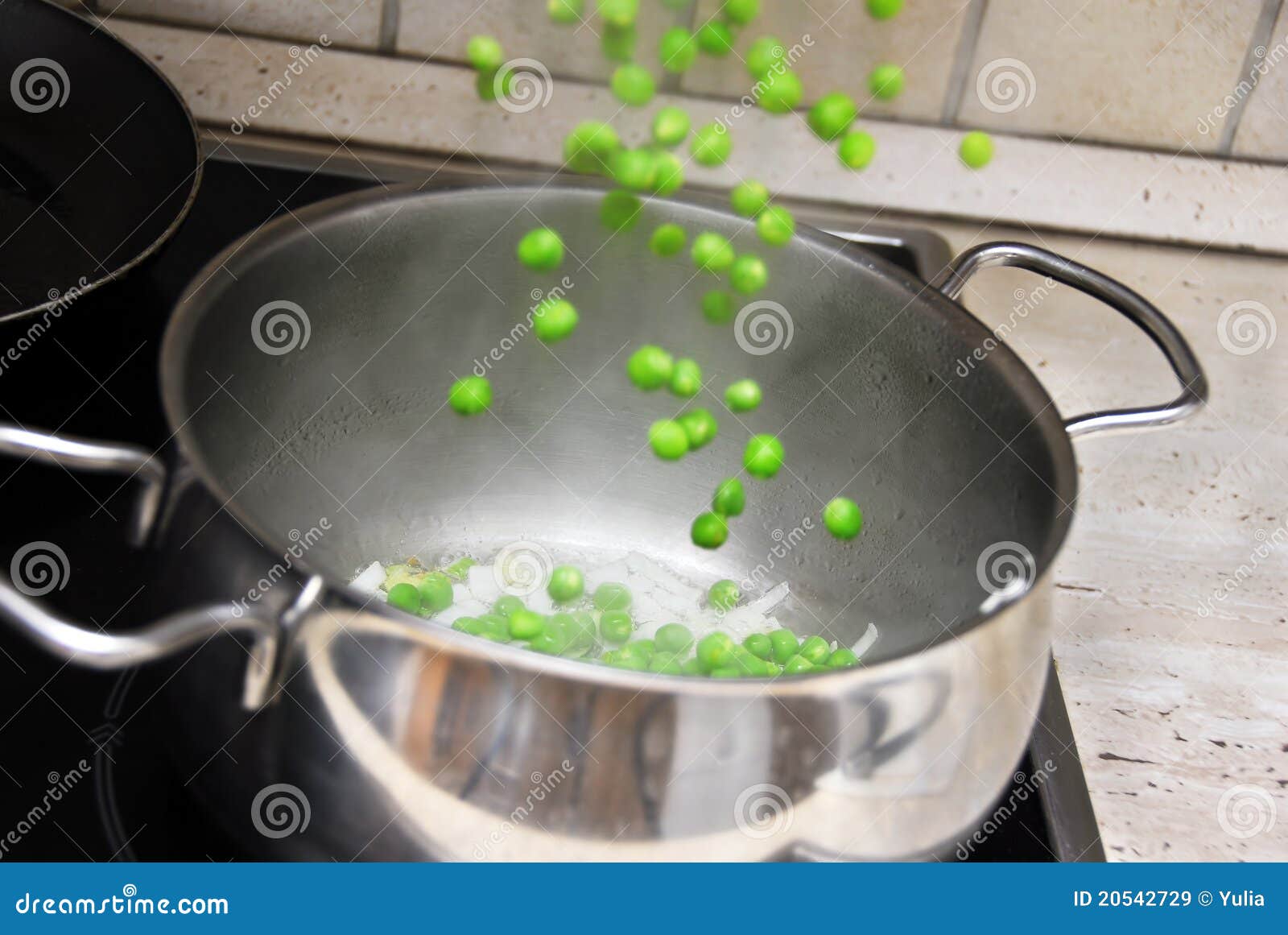 Cooking green peas stock image. Image of peas, delicious - 20542729